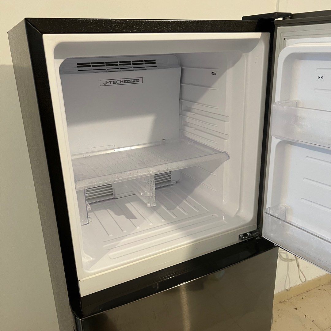 Sharp 2 door fridge / freezer 253L, TV & Home Appliances, Kitchen ...
