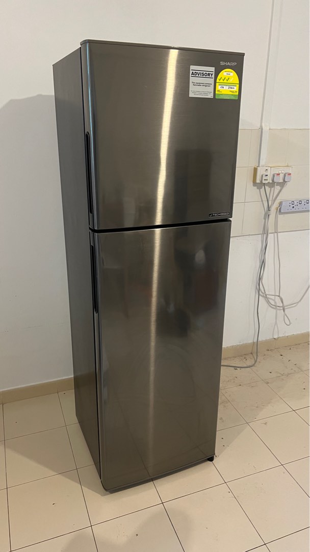 Sharp 2 door fridge / freezer 253L, TV & Home Appliances, Kitchen ...