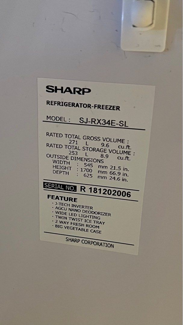 Sharp 2 door fridge / freezer 253L, TV & Home Appliances, Kitchen ...