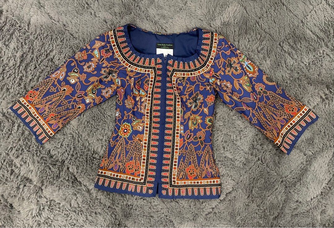 SIA SQ Stewardess Batik Kebaya Uniform Top, Women's Fashion, Tops ...