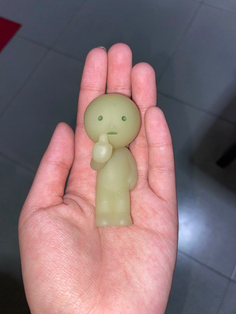 smiski bad finger ( approving ), Hobbies & Toys, Toys & Games on Carousell