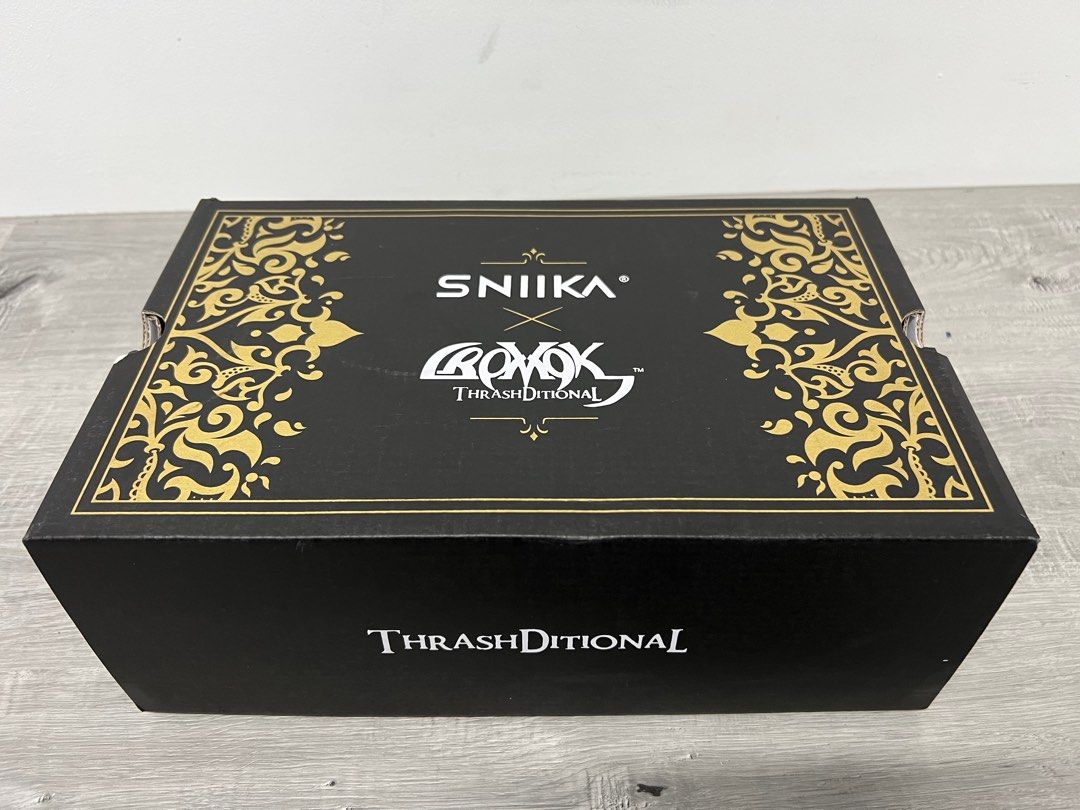 Sniika X Cromok UK7/EU40, Men's Fashion, Footwear, Sneakers on Carousell