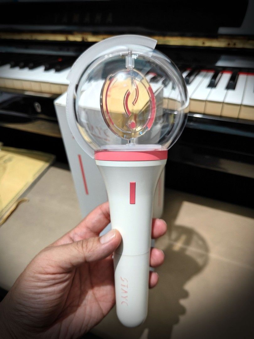 STAYC Official Light Stick, Hobbies & Toys, Memorabilia & Collectibles, K-Wave on Carousell