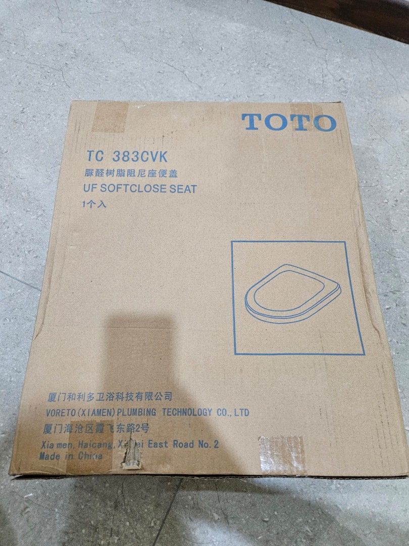 TOTO toilet seat cover TC383CVK, Furniture & Home Living, Bathroom & Kitchen Fixtures on Carousell