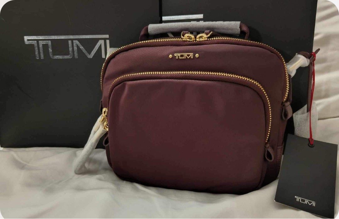 TUMI VOYAGEUR TAMY Crossbody bag, Women's Fashion, Bags & Wallets, Cross-body Bags on Carousell
