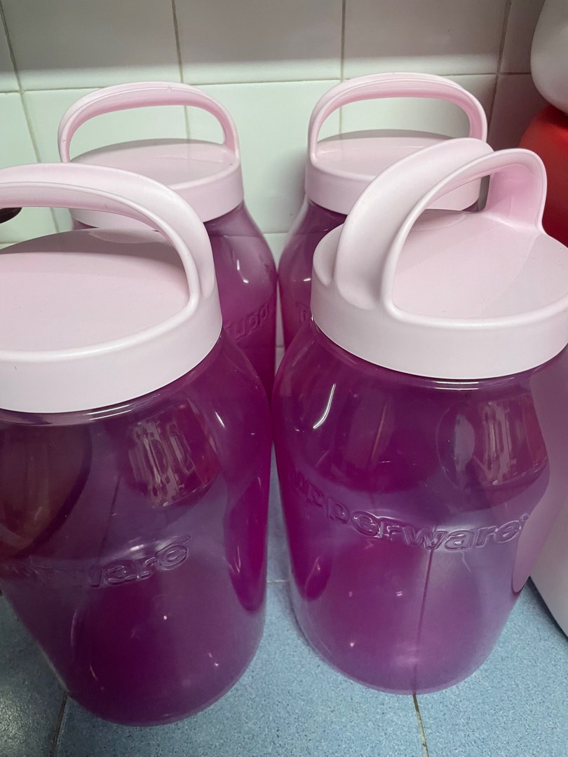 Tupperware pink, Furniture & Home Living, Kitchenware & Tableware, Food ...