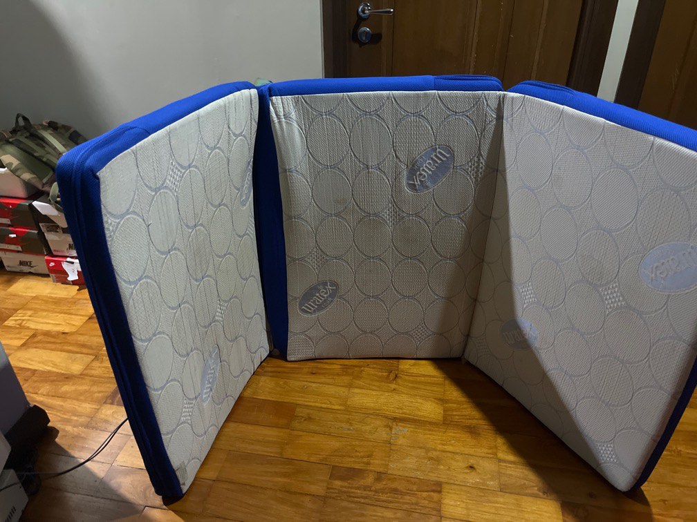 URATEX FOLDABLE BED TRIFOLD MATTRESS, Furniture & Home Living ...