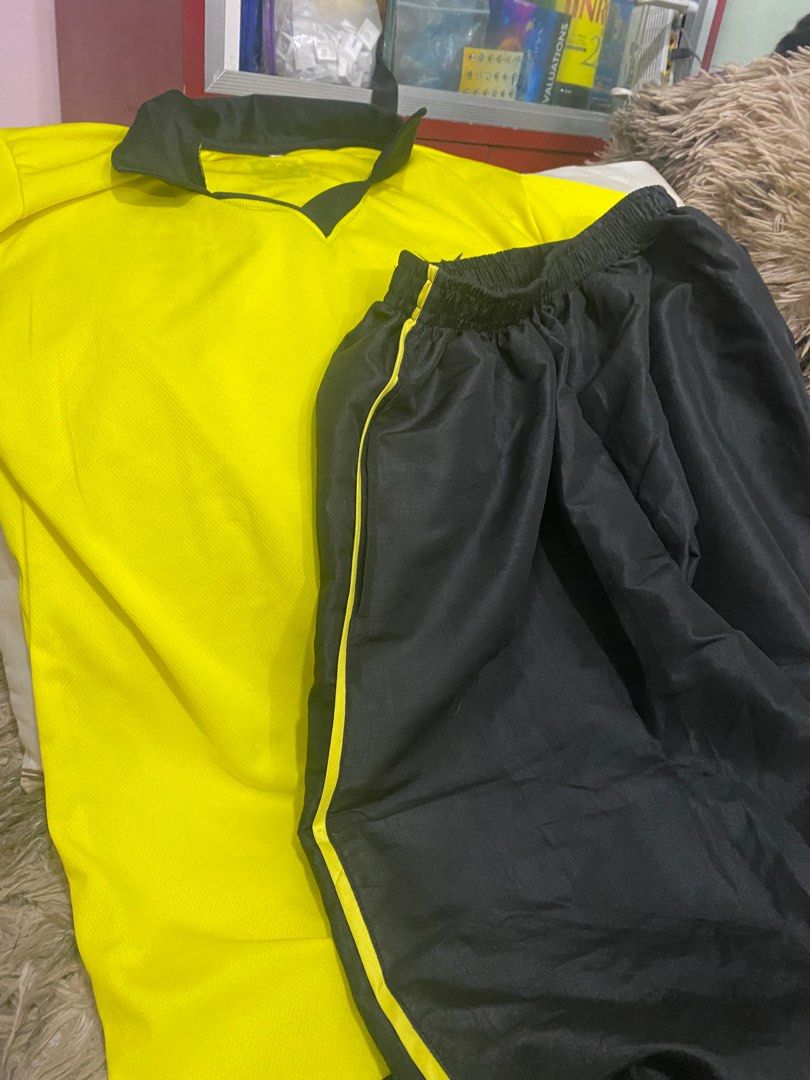 UST Path-Fit Uniform (PE), Men's Fashion, Activewear on Carousell