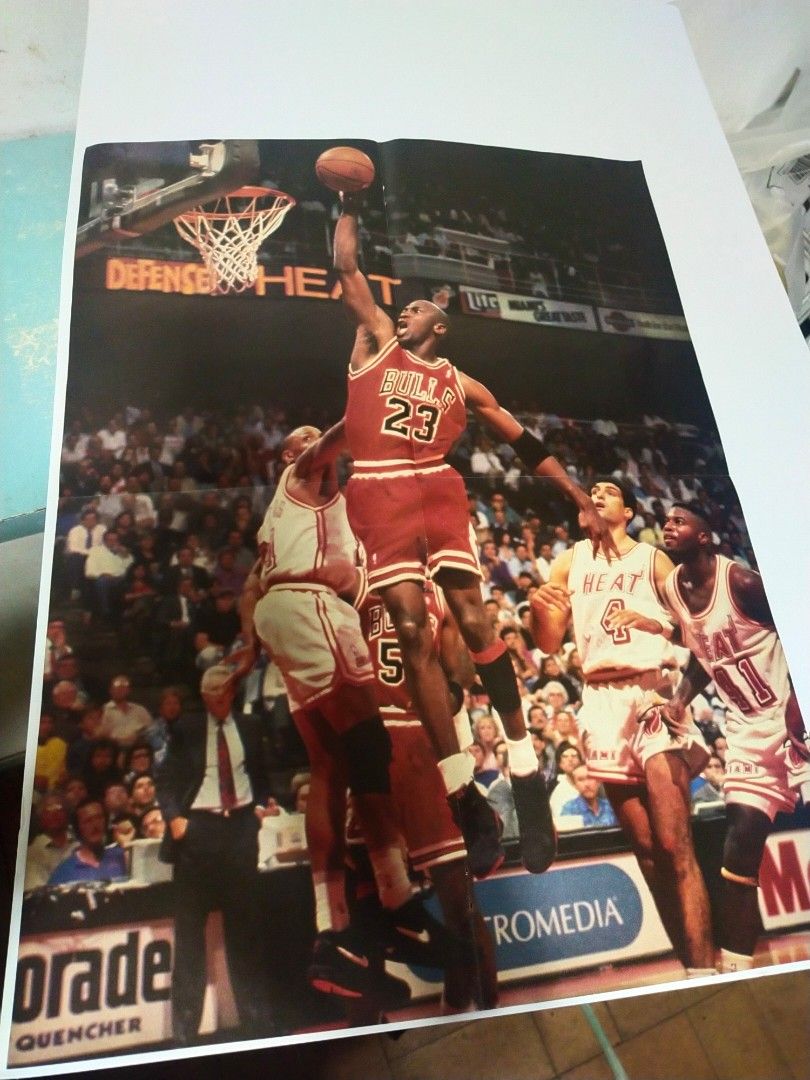 Vintage "Michael Jordan" double-sided magazine color poster/DREAM TEAM ...