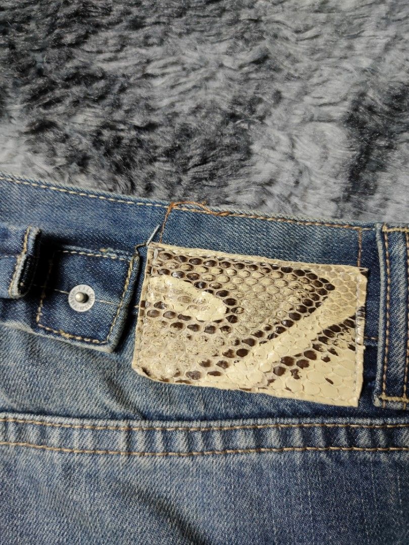 Visvim 14oz Fluxus Selvedge Jeans, Men's Fashion, Bottoms, Jeans on Carousell