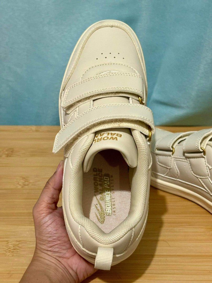 World Balance Shoes, Women's Fashion, Footwear, Sneakers on Carousell