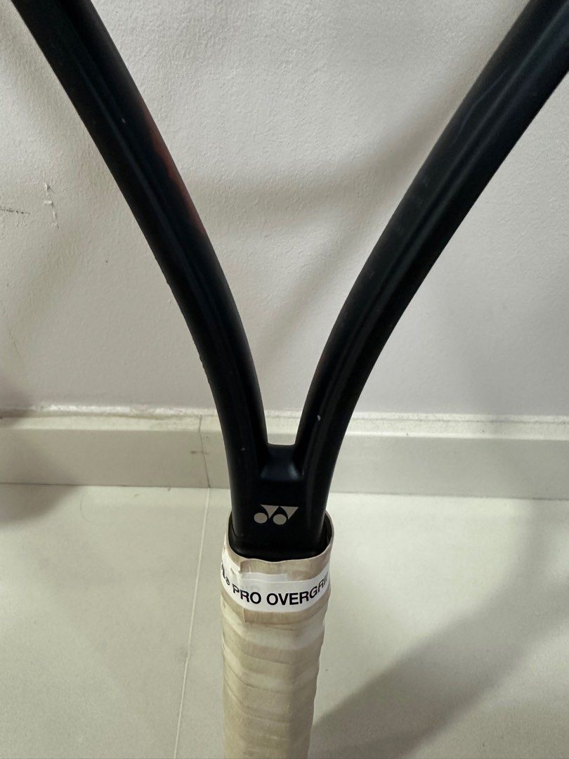 Yonex Vcore Pro 97 L3, Sports Equipment, Sports & Games, Racket & Ball ...