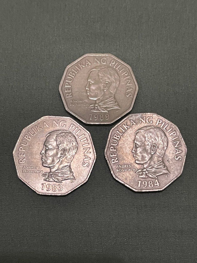 2 piso 1983, 1984 and 1989 Philippine coins, Hobbies & Toys ...