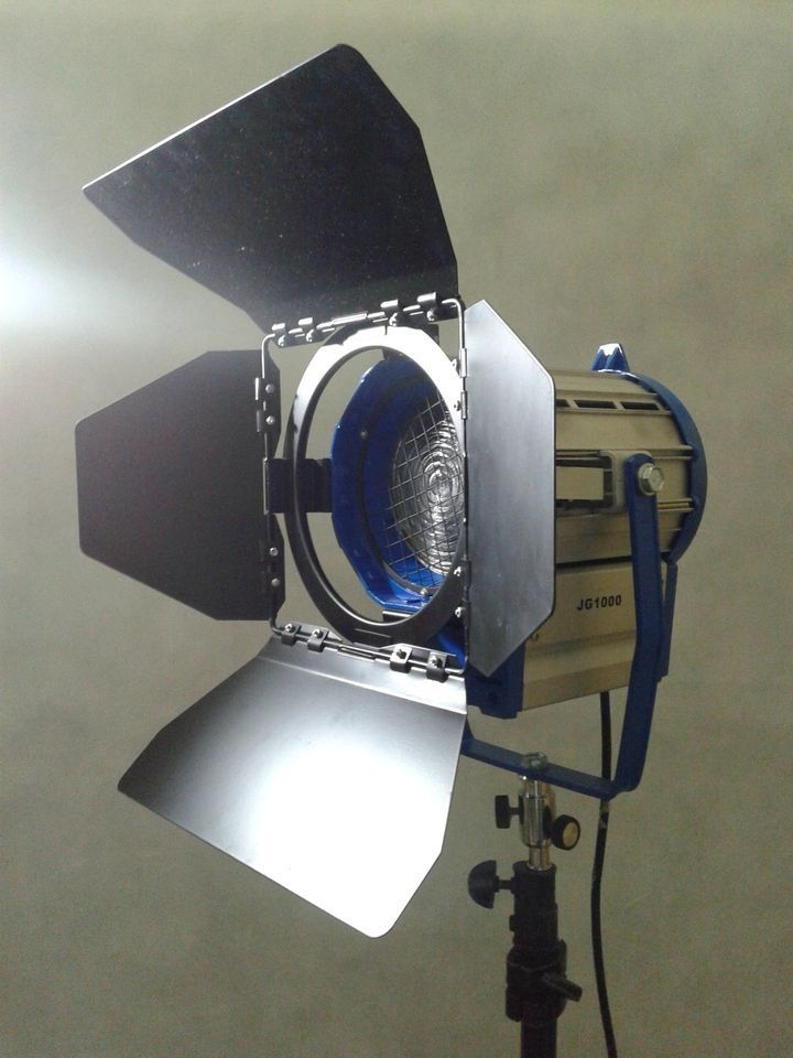 900 Watts Tungsten Light, Photography, Photography Accessories ...