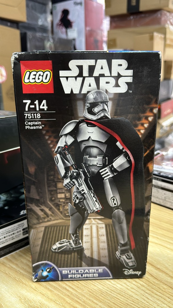 全新 盒殘 Lego 75118 Captain Phasma Star Wars 星球大戰 銀兵, 興趣及遊戲, 玩具 & 遊戲類 ...