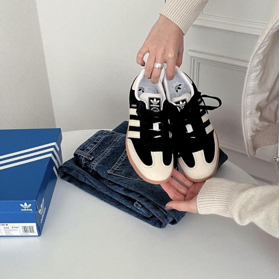 Adidas Samba OG Core Black Wonder White, Women's Fashion, Footwear, Sneakers on Carousell