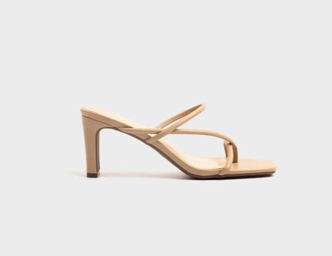 alberto carlyn heeld sandals, Women's Fashion, Footwear, Heels on Carousell