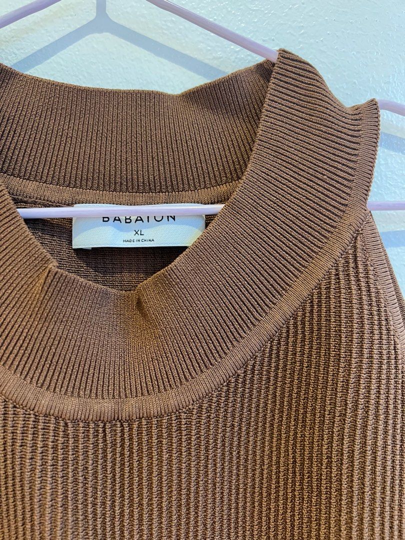 Aritzia Brand New with tags Sculpt Knit Tank, Women's Fashion, Tops ...