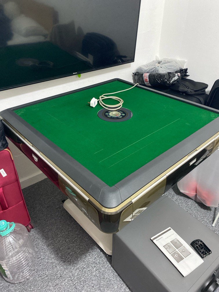 Auto mahjong table for sale tiles size 38. It’s non foldable table ...