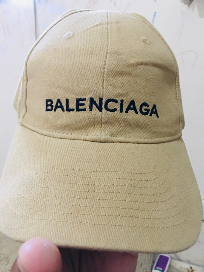 Balenciaga, Men's Fashion, Watches & Accessories, Caps & Hats on Carousell