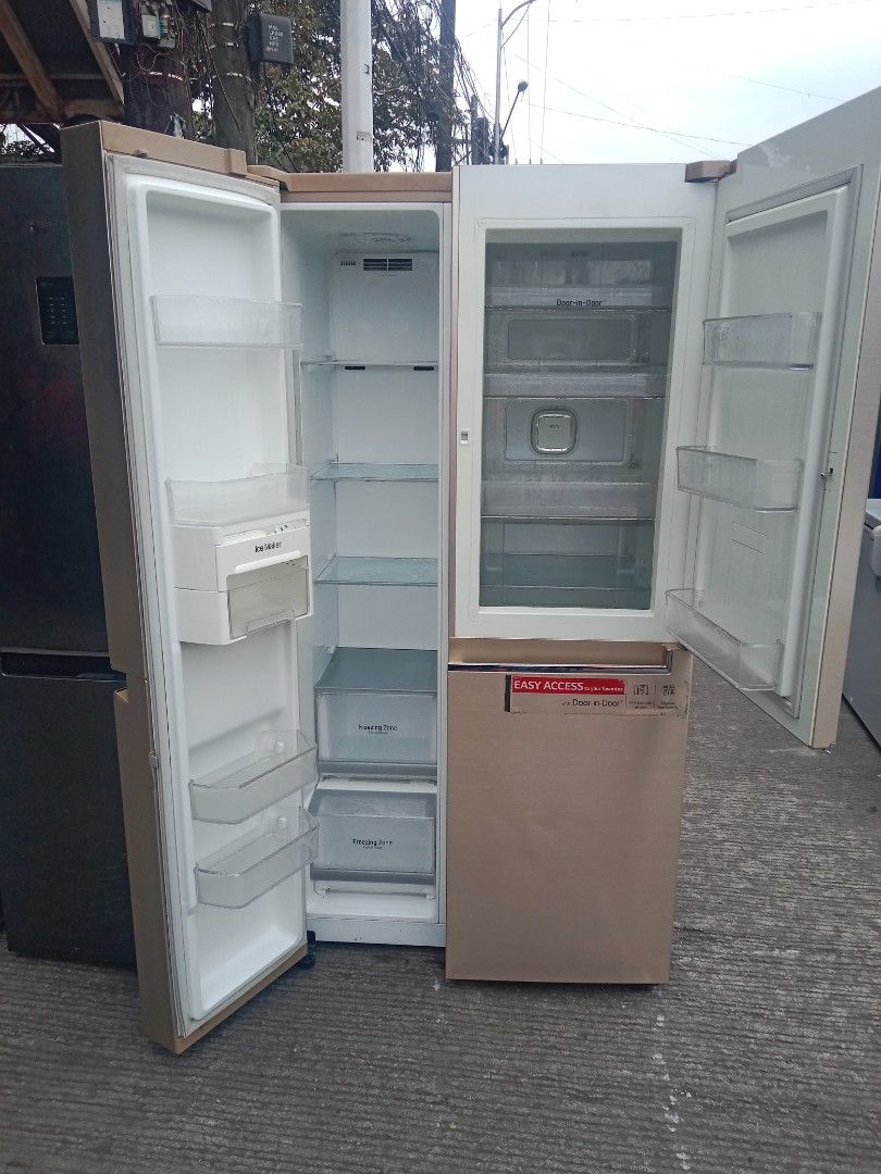 Batterfly side by side refrigerator, TV & Home Appliances, Other Home ...