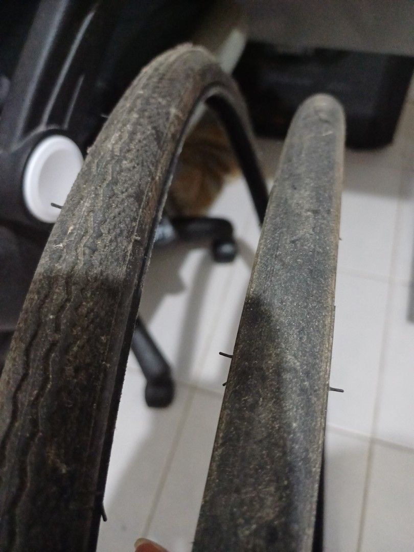 Bicycle tyres, Sports Equipment, Bicycles & Parts, Parts & Accessories on Carousell