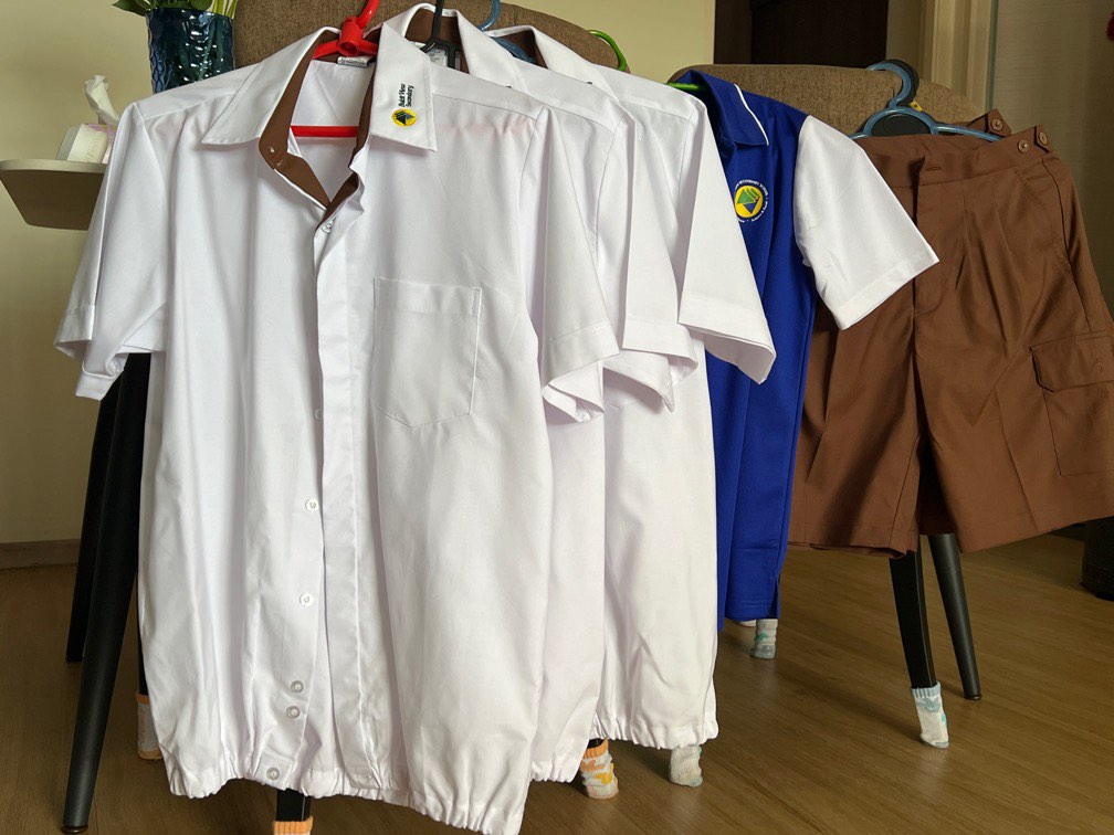 Bukit view sec uniform, Hobbies & Toys, Stationery & Craft, Stationery ...