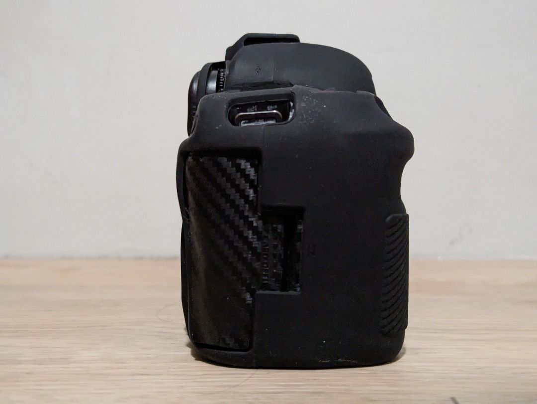 Canon EOS 5D Mark IV (Body), Photography, Cameras on Carousell