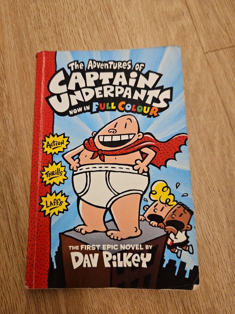 Captain underpants (full color), Hobbies & Toys, Books & Magazines ...