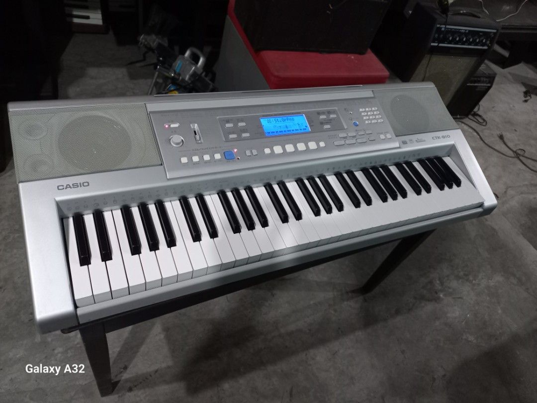 Casio CTK-810 Touch Response 61-Key Piano Keyboard, Hobbies & Toys ...