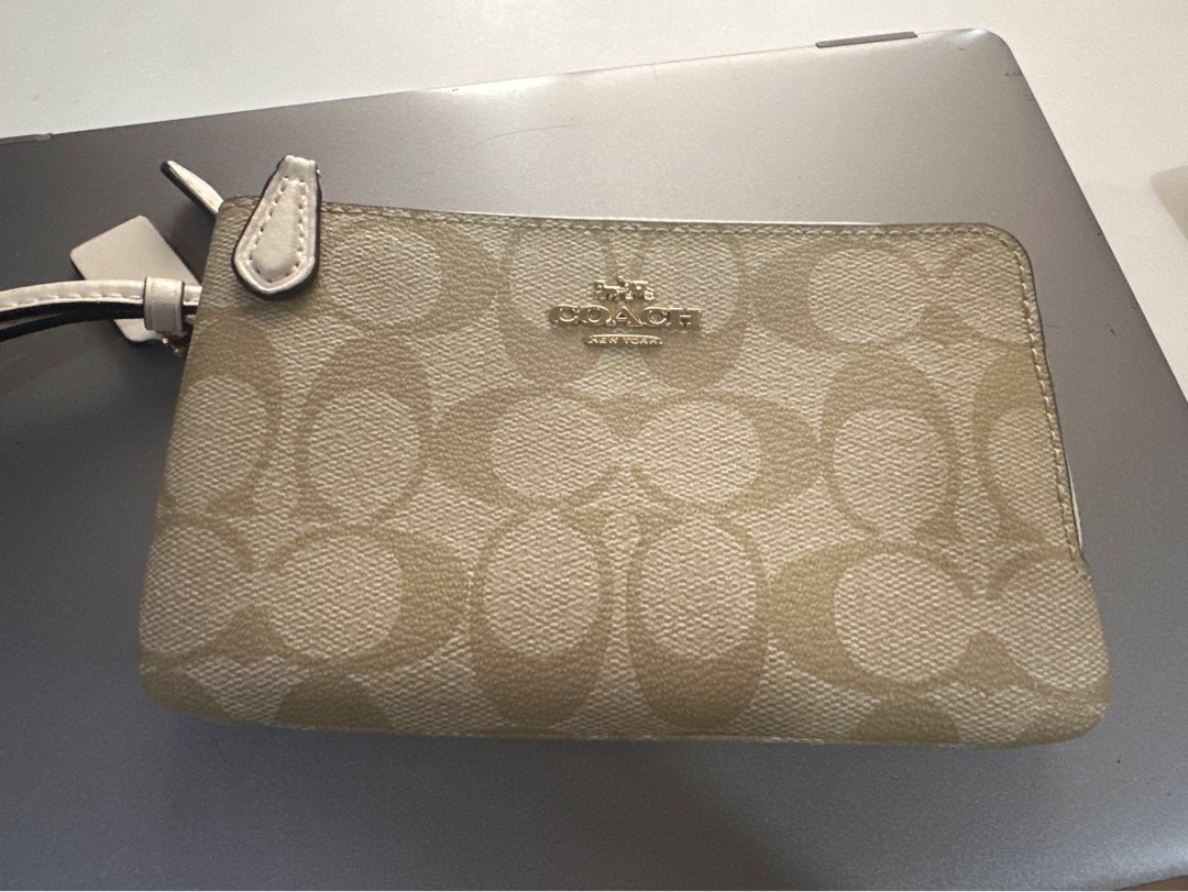 Coach Double Zip Wallet, Women's Fashion, Bags & Wallets, Purses ...