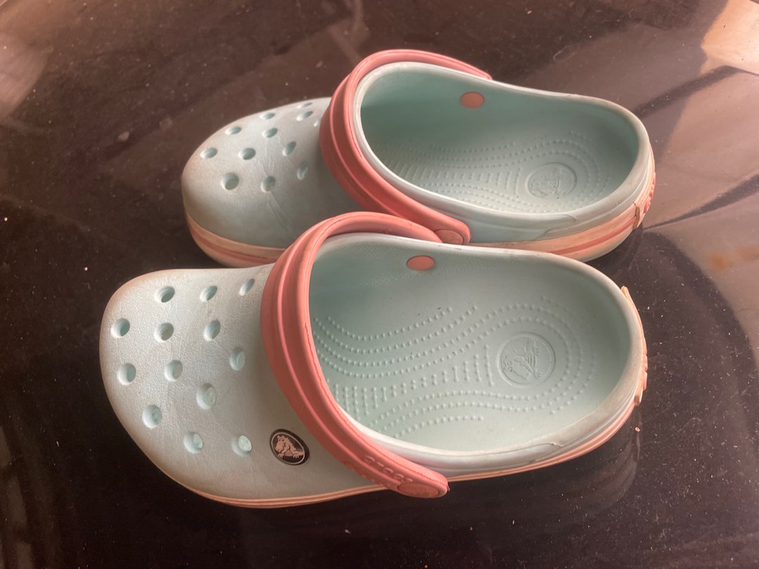 Crocs J2, Women's Fashion, Footwear, Flats & Sandals on Carousell