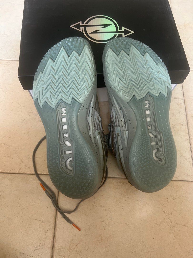 devin booker gt cut 2, Men's Fashion, Footwear, Sneakers on Carousell