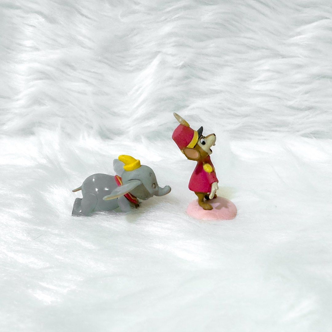 {Disney}{Dumbo} | DUMBO | TIMOTHY Q. MOUSE | Collectible Figurine Set ...