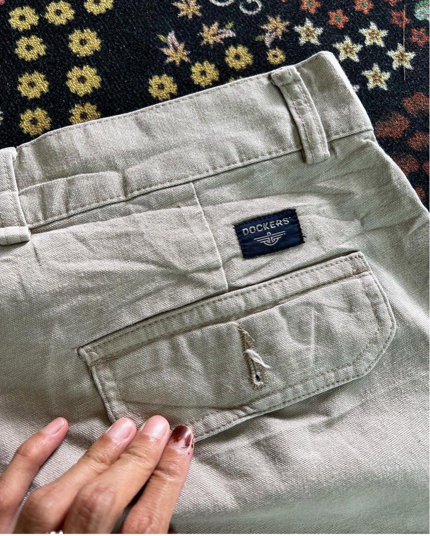 docker cargo pants, Men's Fashion, Bottoms, Jeans on Carousell