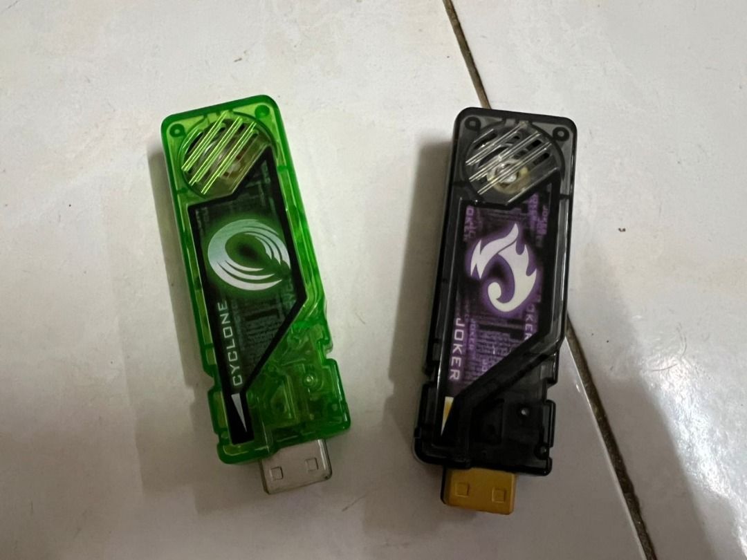 DX Kamen Rider W Double Gaia Memory Cyclone Joker Set, Hobbies & Toys ...