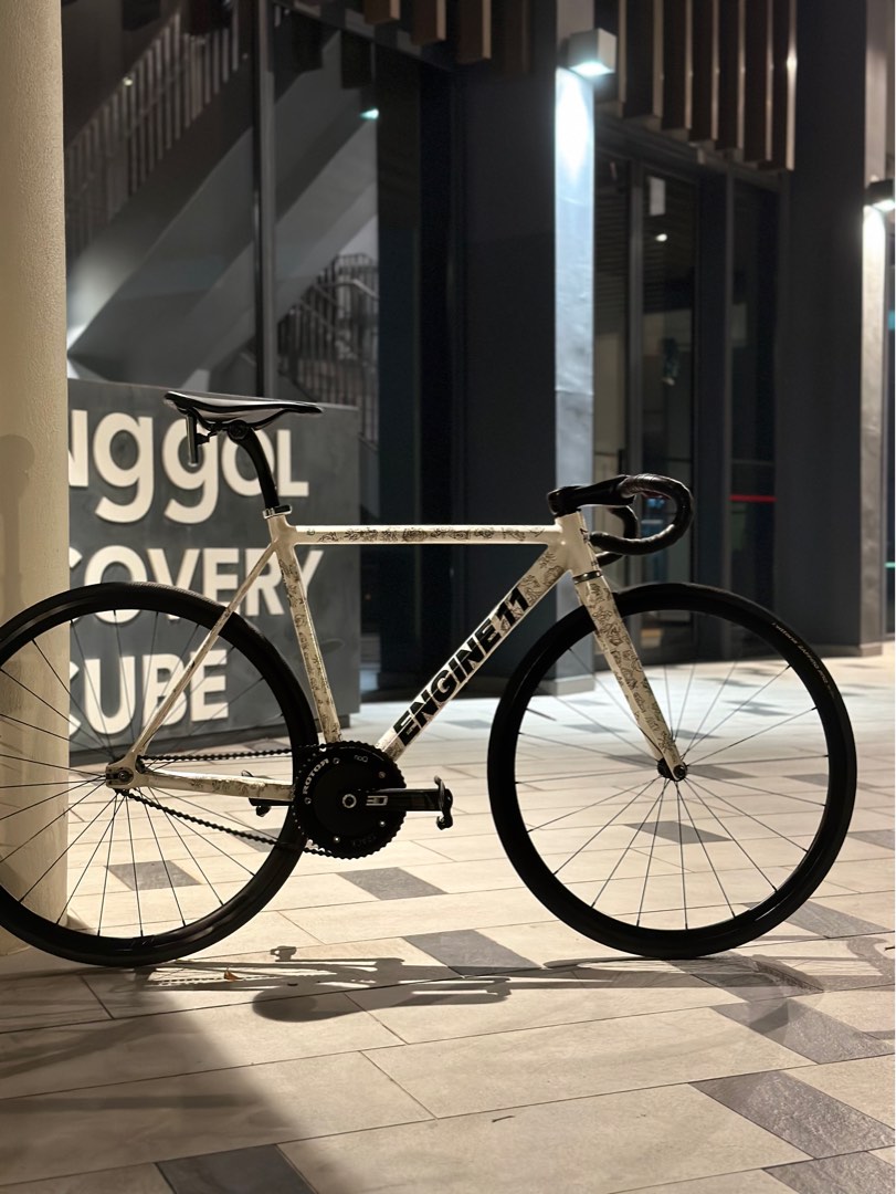 Engine 11 Crit-D Hunterbros, Sports Equipment, Bicycles & Parts ...