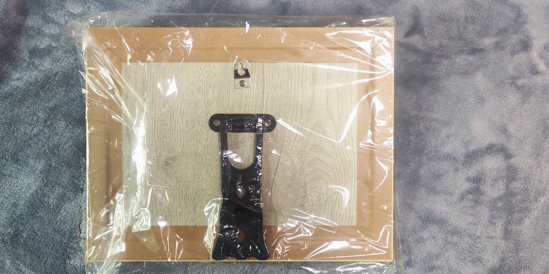 Er Ge Feng with Ah Pek Rong Si PatYant (Framed), Hobbies & Toys ...