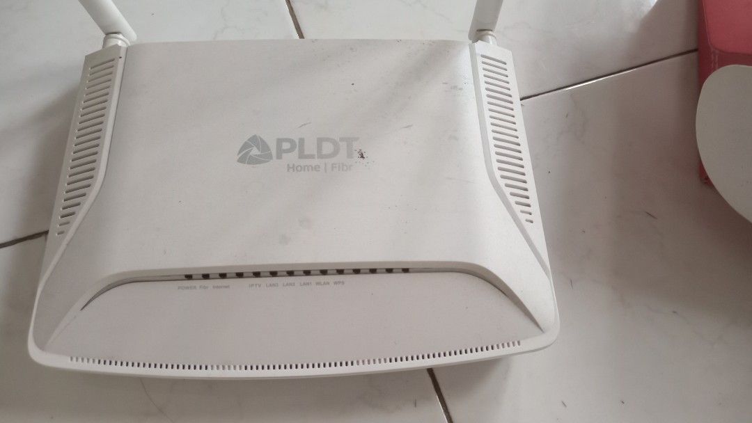 Fiber Router unit with antenna, TV & Home Appliances, Electrical ...