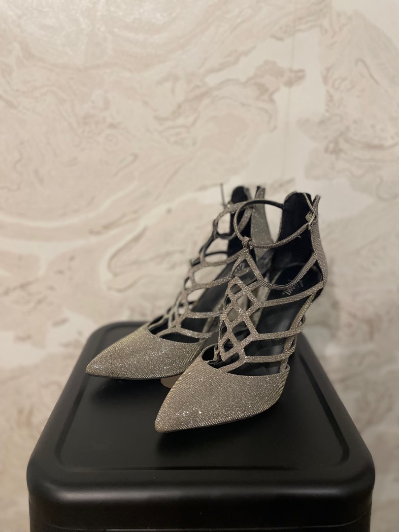 Fiona Silver Heels, Women's Fashion, Footwear, Heels on Carousell