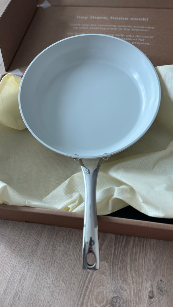 Cosmic Cosmo Fry 28 | Frying Pan, Furniture & Home Living, Kitchenware ...