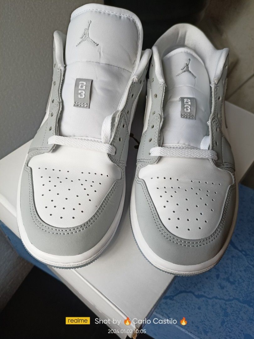 Jordan 1 Low Wolf Grey AL, Women's Fashion, Footwear, Sneakers on Carousell