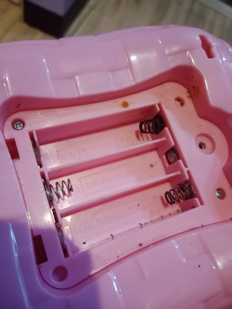 Leap frog shapes and sharing picnic basket, Hobbies & Toys, Toys ...