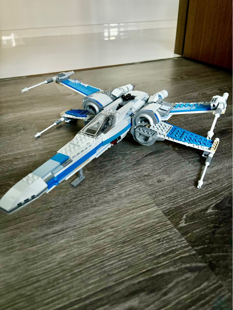 Lego Star Wars Résistance X-Wing Fighter 75149, Hobbies & Toys, Toys ...