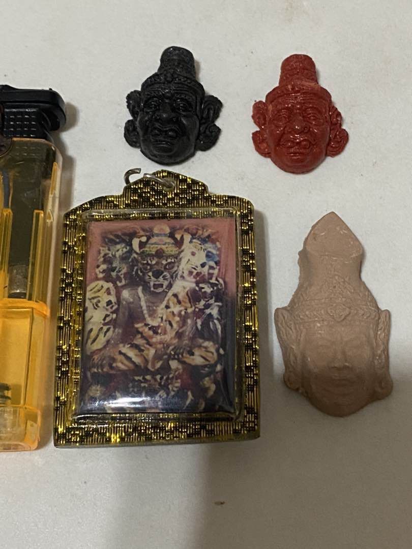Lersi Ajarn Pok Wat Losutthawat Wat Samnak Song, Hobbies & Toys ...