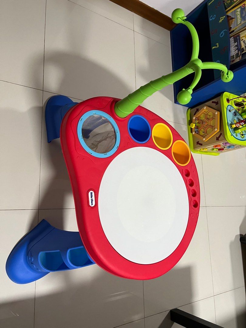 Little Tikes Tracing Art Desk, Babies & Kids, Infant Playtime on Carousell