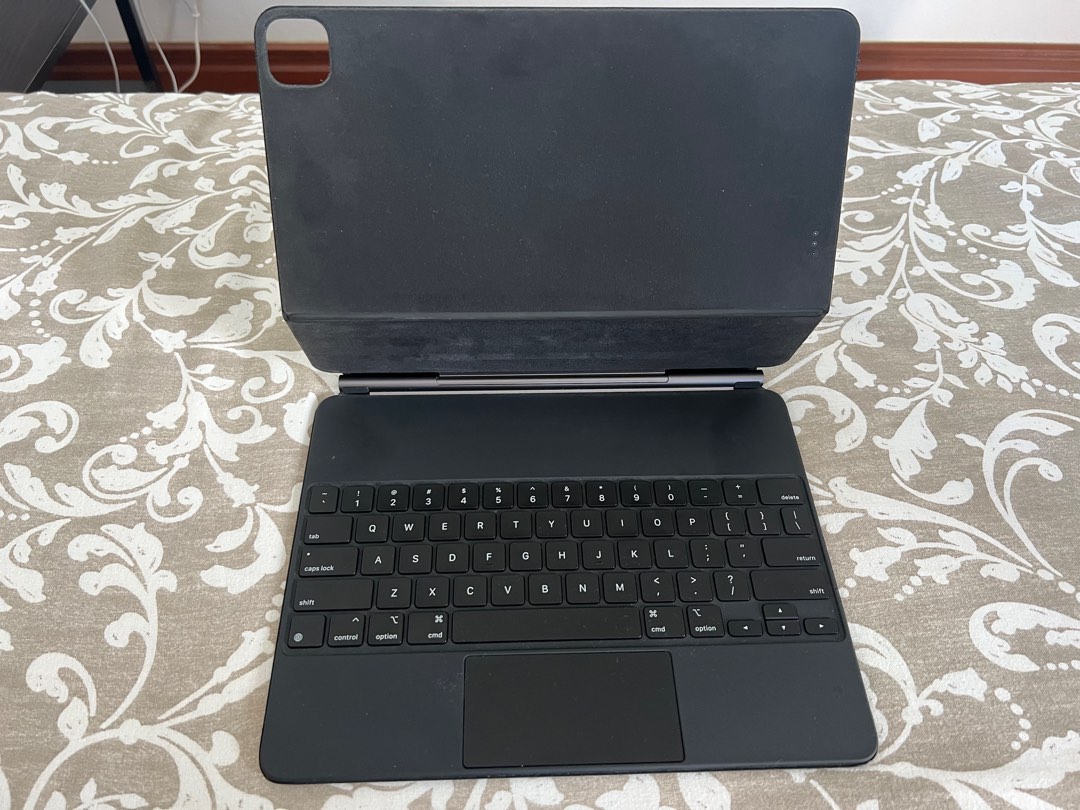 Magic Keyboard for iPad Pro 12.9-inch (6th/5th/4th/3rd generation ...