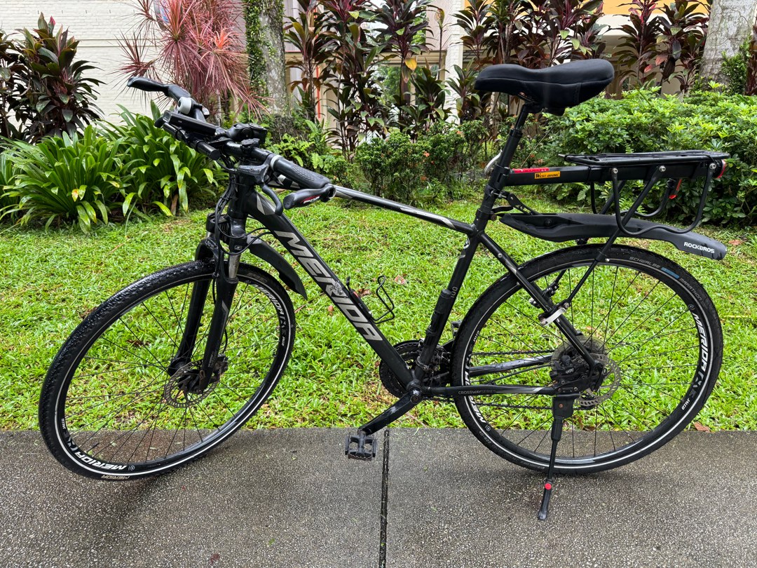 Merida Crossway 100 with accessories, Sports Equipment, Bicycles ...