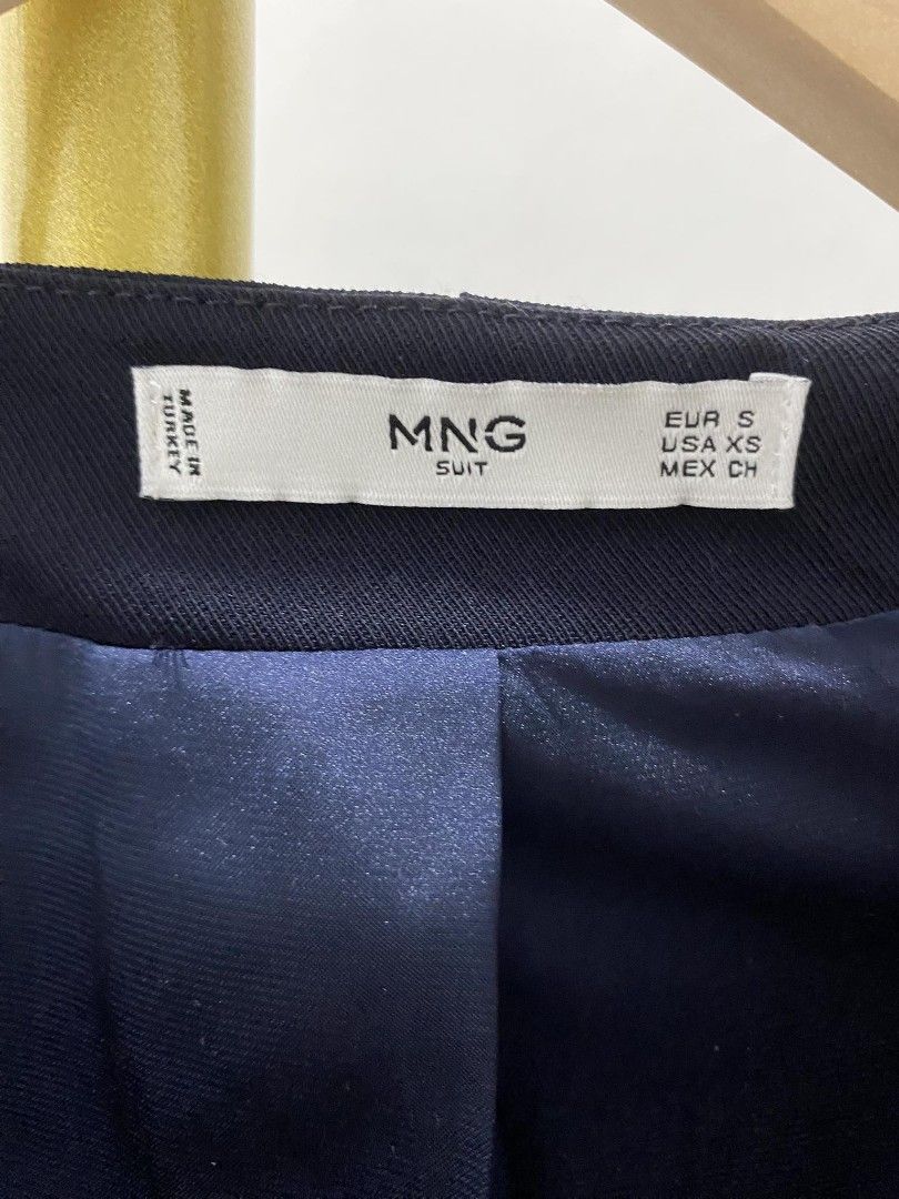 MNG Blazer, Women's Fashion, Coats, Jackets and Outerwear on Carousell