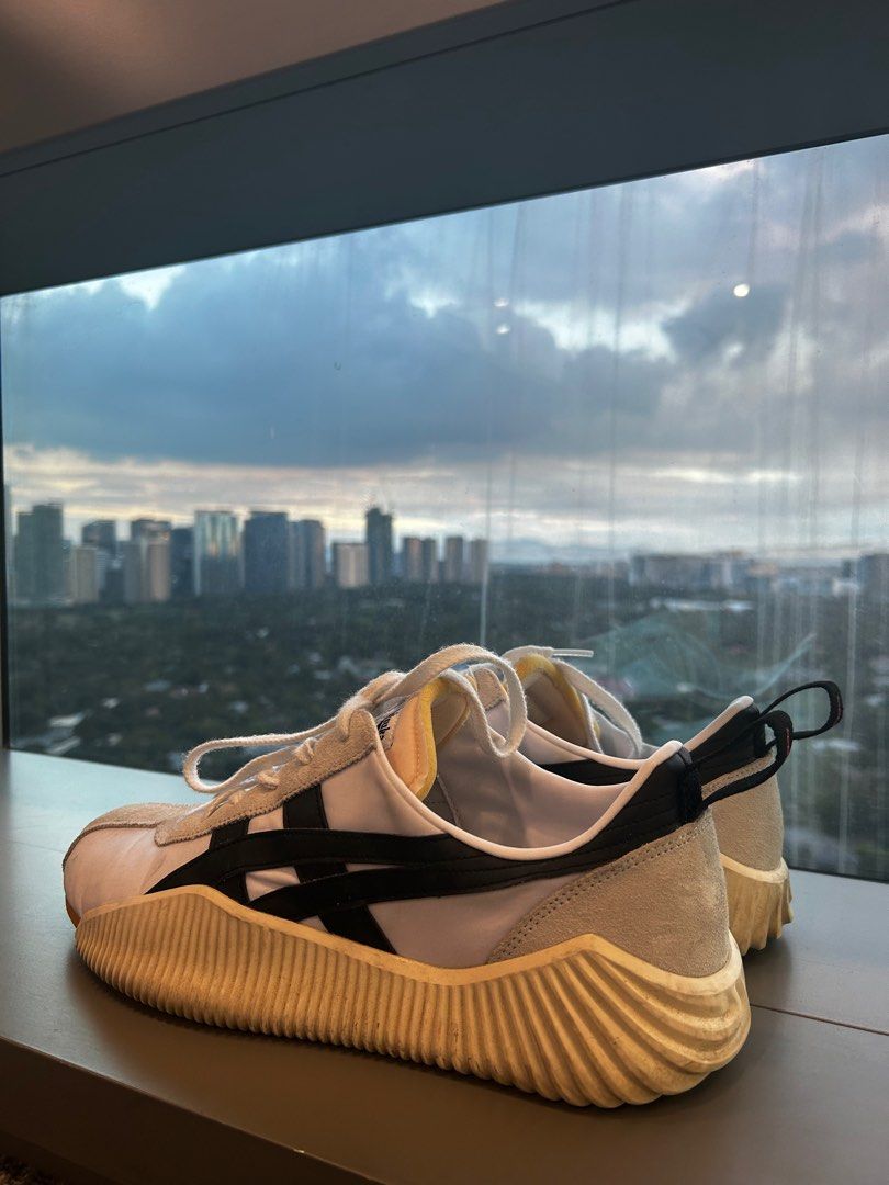 Onitsuka Tiger Acromount, Men's Fashion, Footwear, Sneakers on Carousell